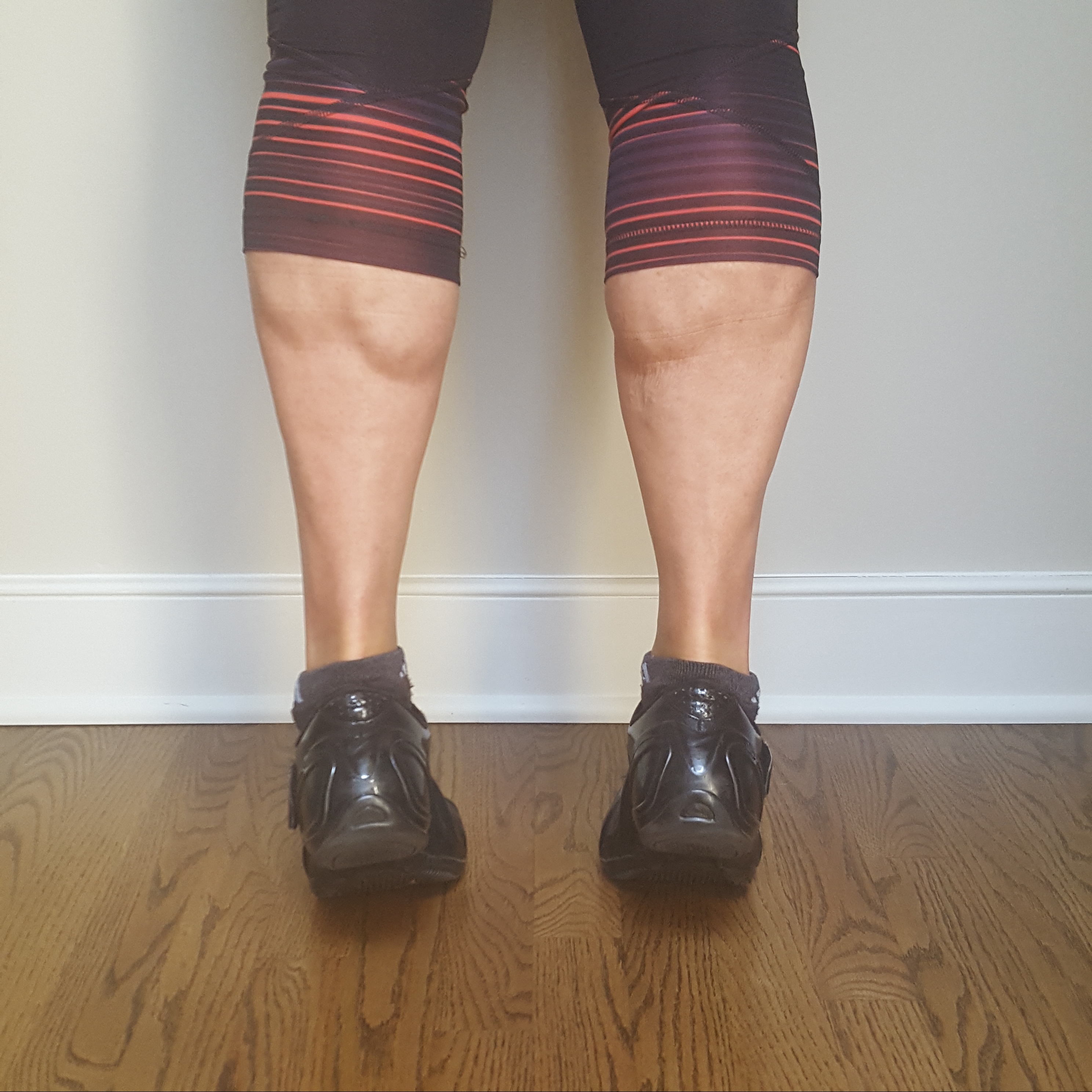 classic calf raises on toes - followPhyllis